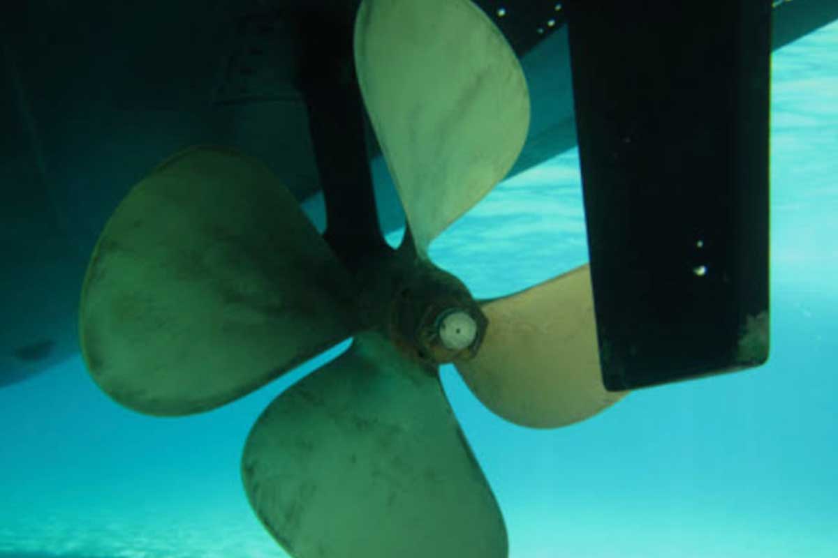Boat Hull Cleaning Divers in Santa Barbara & Ventura | Aquatic Pro ...